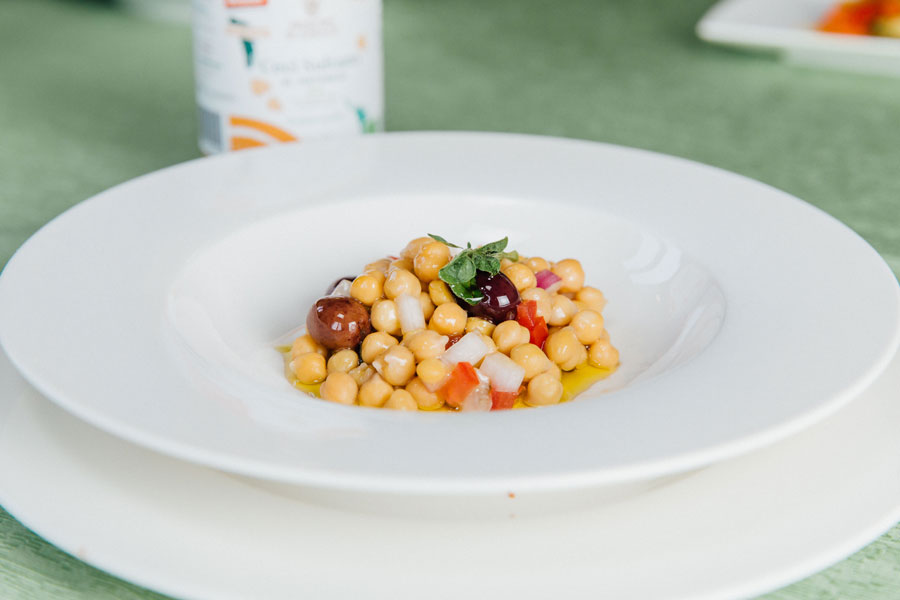 Insalatina di ceci e cipolla rossa di tropea - Mediterranea Foods